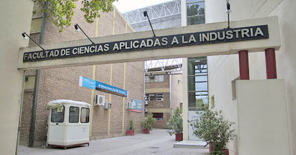 La FCAI te espera para que estudies con nosotros - Facultad de Ciencias ...
